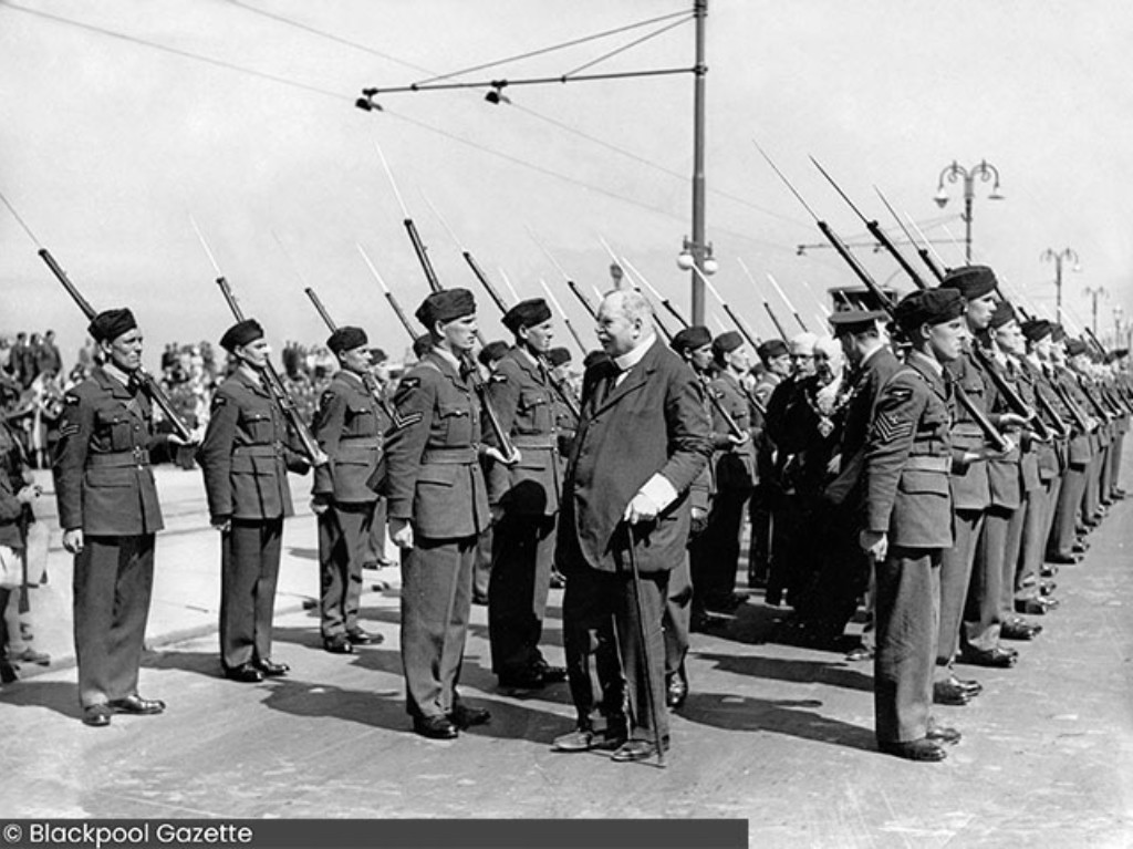 Showtown | Blackpool at war