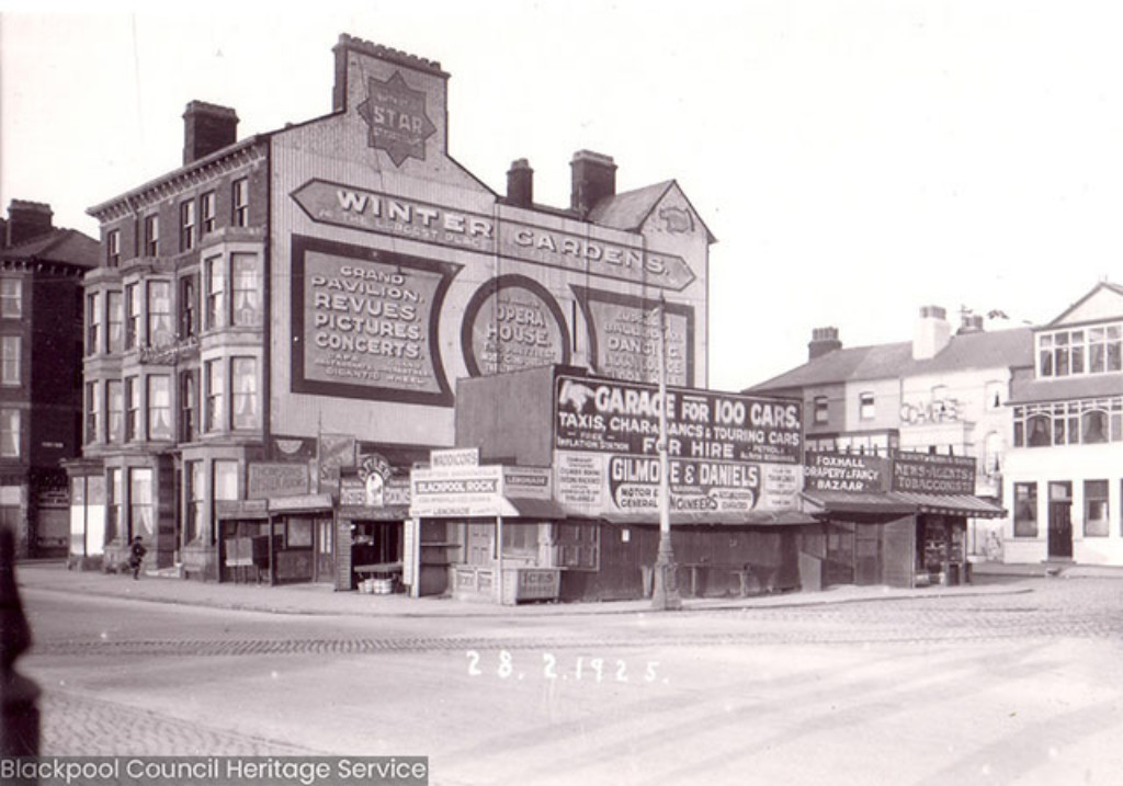 Showtown | The W. R. Buckley photograph collection