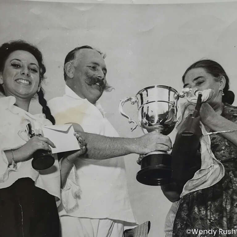 Showtown | The Tale of Two Donkeys